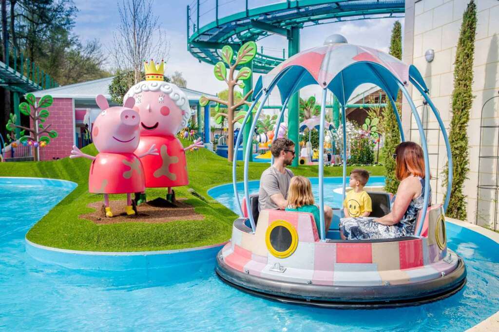 10 Prime Amusement Parks for Kids (2023)